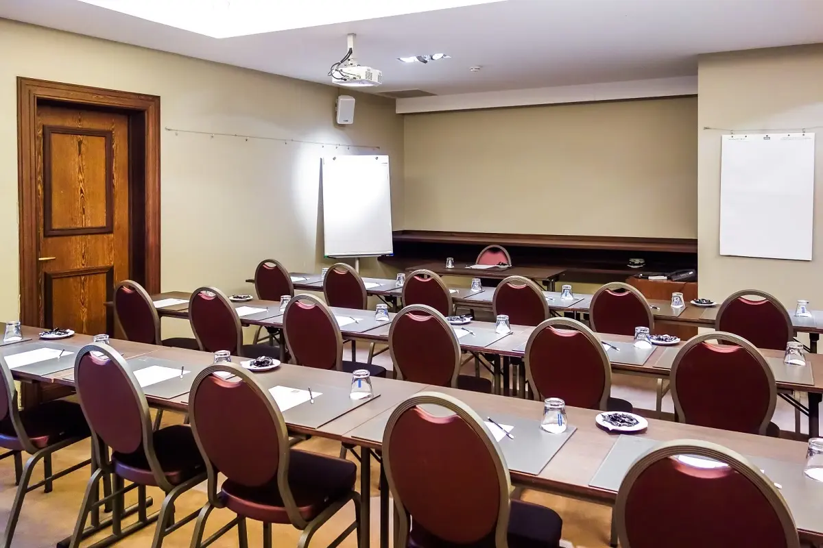 conference venue - 9th International Conference on Research in Business ...